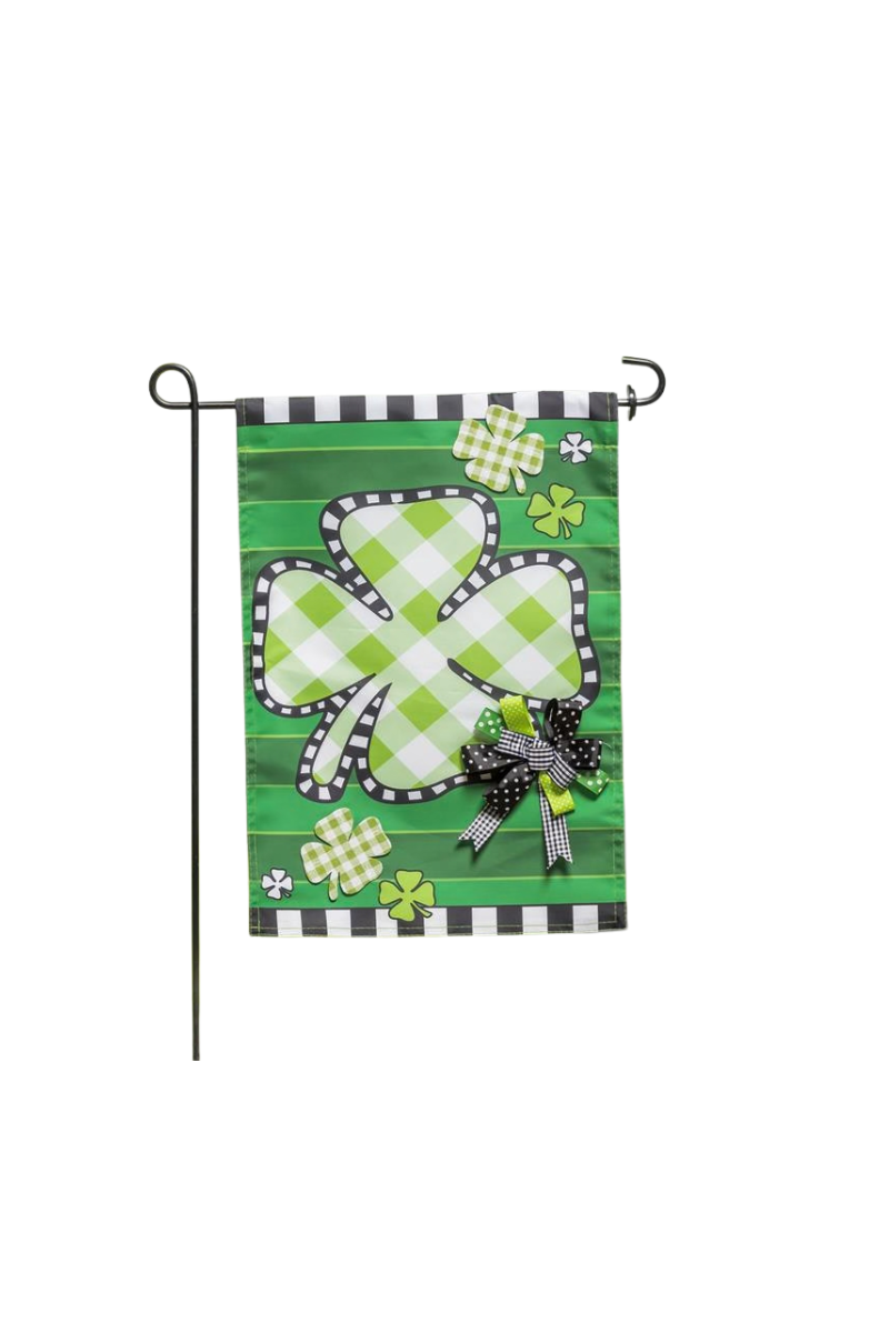 Check Clover Garden Applique Flag – Annette’s Hallmark House
